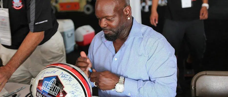 WHAT TO GET SIGNED BY A FOOTBALL PLAYER AT AN AUTOGRAPH SIGNING 101 ...